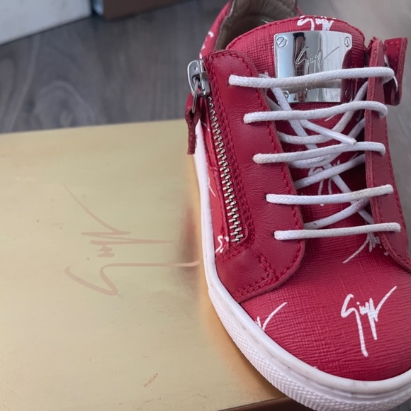 Guiseppe | Shoes | Guiseppe Sneakers | Poshmark